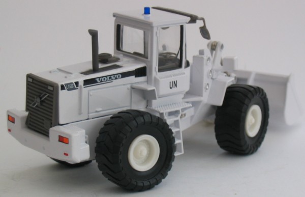 Miniature Construction World - Limited Edition Volvo L150C wheeled ...